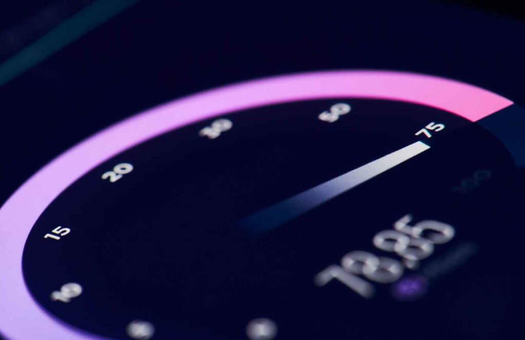 O que é um acelerômetro industrial e como funcionam?